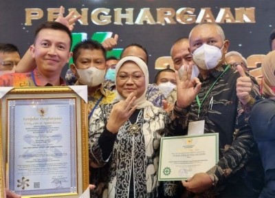 Pemprov Riau dan PT RAPP Raih Penghargaan dari Menteri | LancangKuning